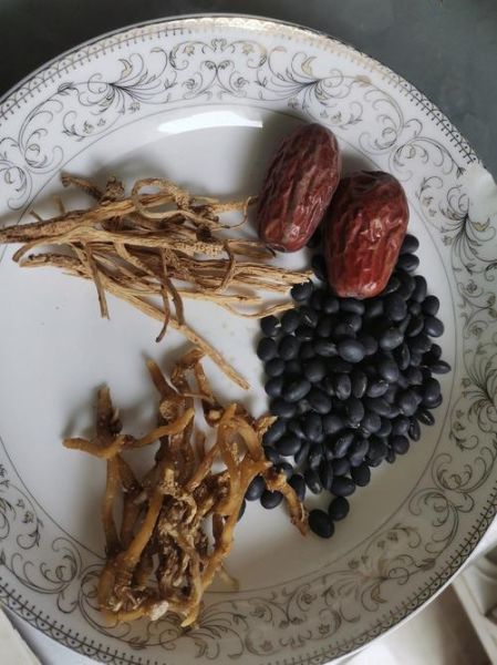 生鱼汤怎么做_生鱼汤的家常做法-第3张图片-山城妙识 生鱼汤怎么做_生鱼汤的家常做法-第3张图片-山城妙识