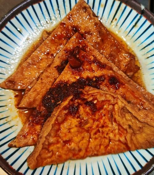 卤豆腐干怎么做好吃_家常卤豆腐干的做法视频-第1张图片-山城妙识