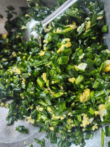 韭菜盒子怎么做_韭菜盒子家常做法步骤-第2张图片-山城妙识