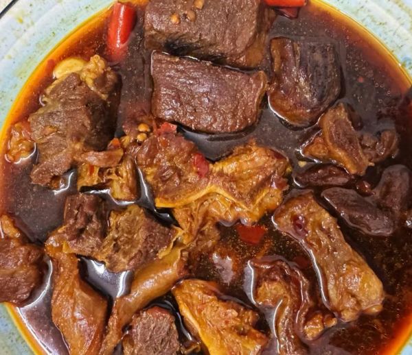 如何炖牛肉软烂入味_炖牛肉放什么调料最香-第3张图片-山城妙识