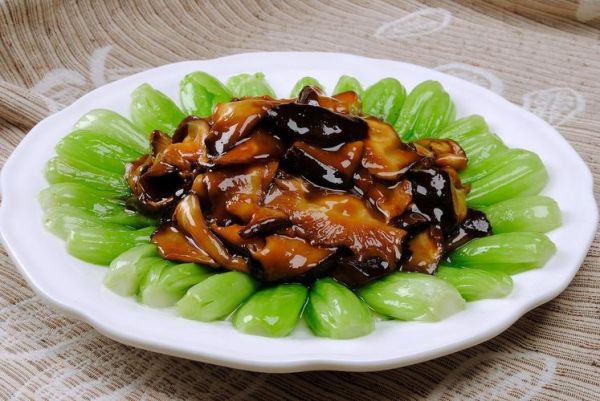 菜心炒香菇怎么炒好吃_香菇菜心不出水的秘诀-第2张图片-山城妙识