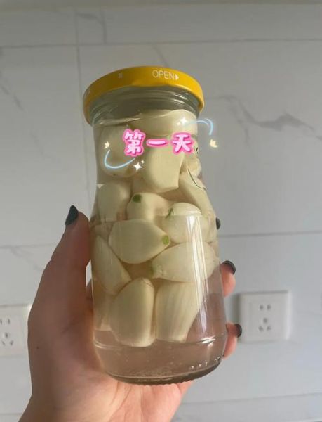 腊八蒜怎么做才绿_腊八蒜用米醋还是陈醋-第2张图片-山城妙识