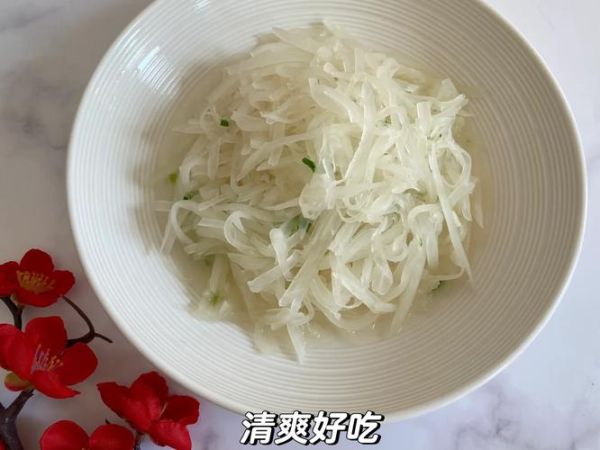 素炒白萝卜丝怎么炒好吃_白萝卜丝要不要焯水-第1张图片-山城妙识