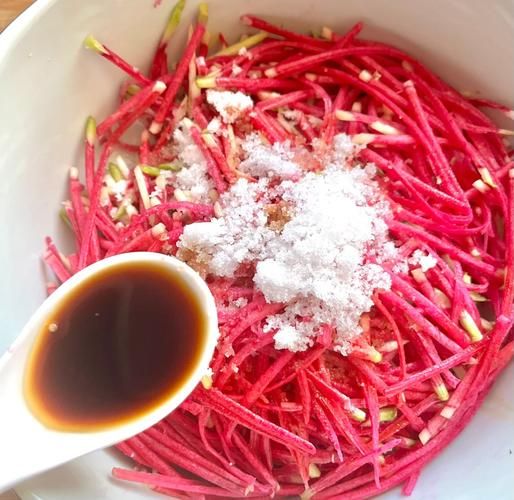 心里美萝卜怎么腌咸菜_心里美萝卜咸菜做法-第3张图片-山城妙识