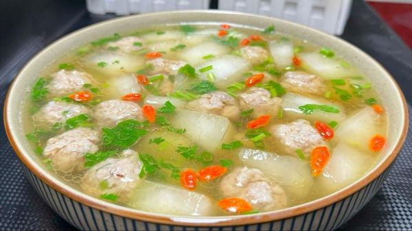 冬瓜肉丸汤怎么做好吃_冬瓜肉丸汤窍门-第3张图片-山城妙识