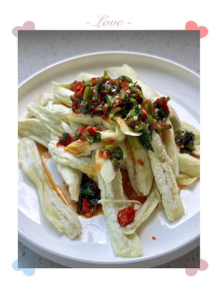 手撕茄子家常做法_茄子怎么蒸不黑-第3张图片-山城妙识