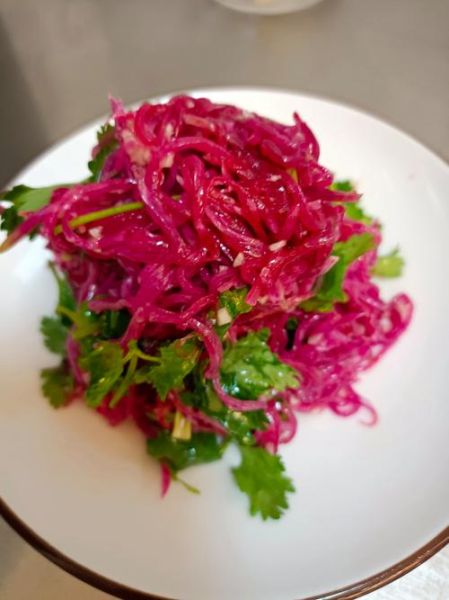 凉拌胡萝卜丝怎么做好吃_凉拌胡萝卜丝用焯水吗-第2张图片-山城妙识 凉拌胡萝卜丝怎么做好吃_凉拌胡萝卜丝用焯水吗-第2张图片-山城妙识