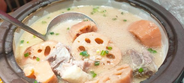 藕和什么一起炖汤好喝_藕炖汤的经典搭配-第2张图片-山城妙识