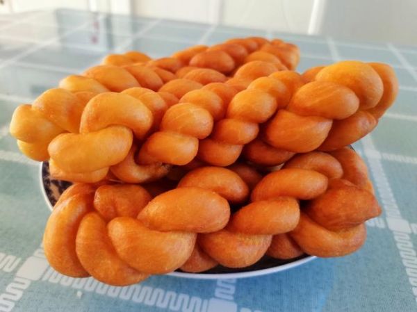 炸麻花的面怎么和_炸麻花和面比例是多少-第3张图片-山城妙识