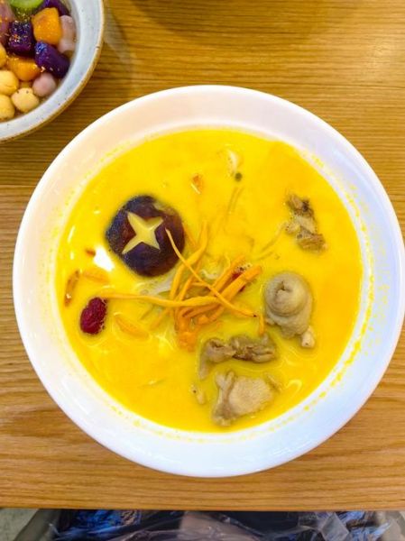 老母鸡和什么煲汤最好喝_老母鸡煲汤最佳搭配-第2张图片-山城妙识