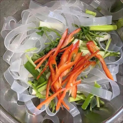 河南粉皮怎么做_河南粉皮正宗做法步骤-第1张图片-山城妙识