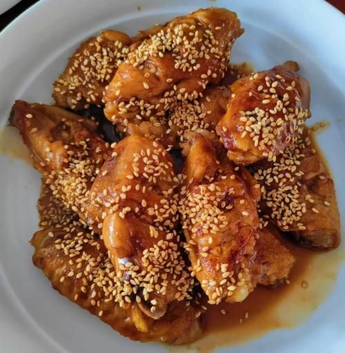 可乐鸡翅要不要先焯水_焯水后口感会变差吗-第1张图片-山城妙识