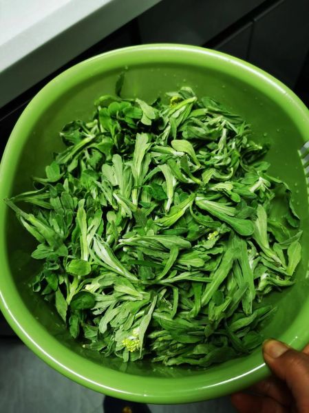 清明菜和面粉的做法_清明菜饼怎么做-第2张图片-山城妙识