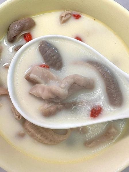 猪肚汤怎么炖好喝又营养_猪肚汤炖多久最香-第3张图片-山城妙识