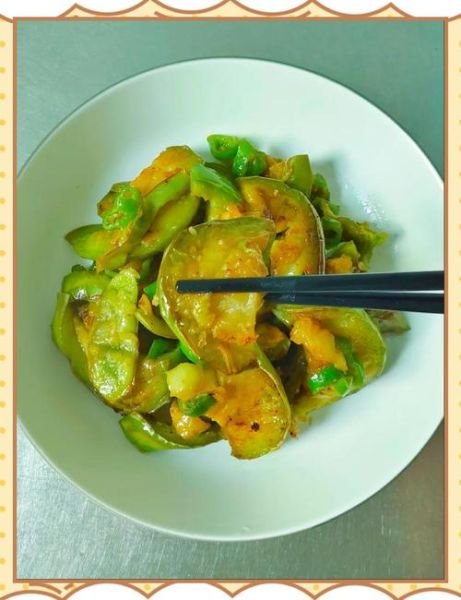 炒青茄子家常做法大全_青茄子怎么炒才好吃-第1张图片-山城妙识