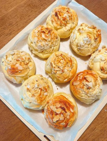 面包花样简单造型怎么做_新手也能一次成功-第2张图片-山城妙识