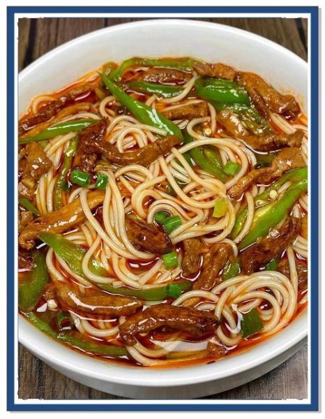 青椒肉丝面热量是多少_减肥能吃吗-第2张图片-山城妙识