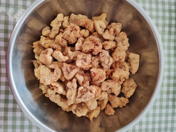 干炸肉段怎么做_干炸肉段的家常做法-第1张图片-山城妙识