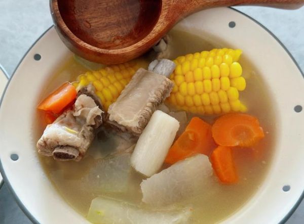 炖排骨汤要焯水吗_焯水和不焯水区别-第1张图片-山城妙识 炖排骨汤要焯水吗_焯水和不焯水区别-第1张图片-山城妙识