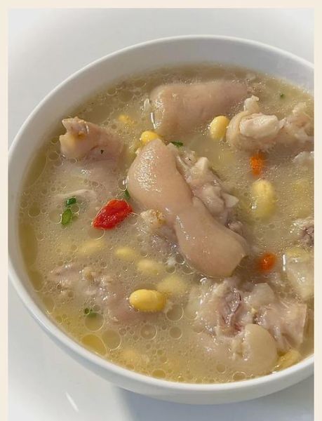 蹄膀汤的做法_蹄膀汤的营养价值-第3张图片-山城妙识