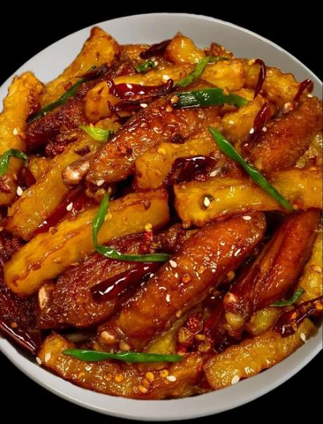 土豆鸡翅的家常做法_土豆鸡翅怎么做好吃-第1张图片-山城妙识