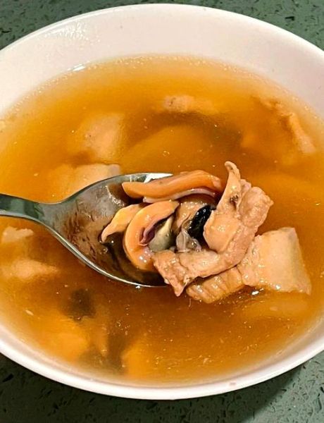 乌贼汤怎么做好吃_乌贼汤的家常做法-第3张图片-山城妙识