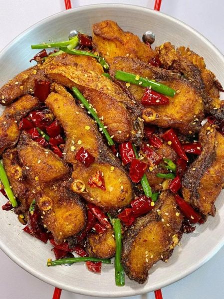 怎么炸草鱼块好吃_草鱼块怎么炸外酥里嫩-第2张图片-山城妙识