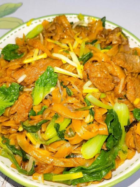 干炒牛河怎么做_正宗干炒牛河做法-第3张图片-山城妙识 干炒牛河怎么做_正宗干炒牛河做法-第3张图片-山城妙识