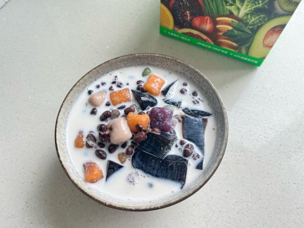 芋圆烧仙草怎么做_芋圆烧仙草需要哪些材料-第3张图片-山城妙识