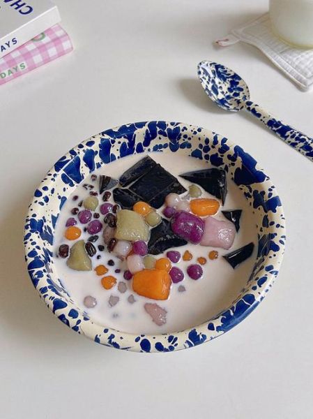 芋圆烧仙草怎么做_芋圆烧仙草需要哪些材料-第1张图片-山城妙识