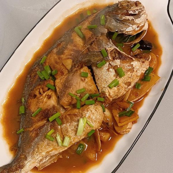 红烧小鲳鱼怎么做才好吃_红烧小鲳鱼最正宗的做法-第2张图片-山城妙识