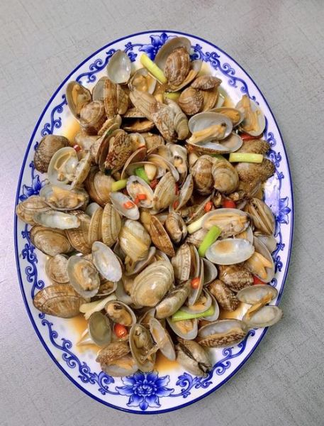 辣炒花蛤怎么做才正宗_花蛤去沙最快的方法-第1张图片-山城妙识