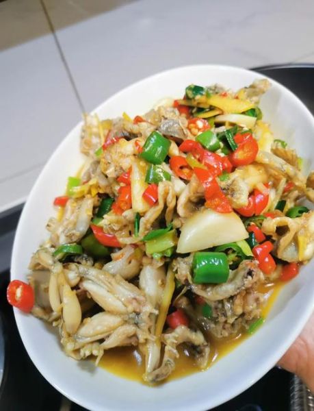 爆炒田鸡怎么做好吃_爆炒田鸡用焯水吗-第1张图片-山城妙识