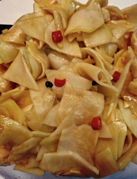 腌苤蓝咸菜的做法大全_怎样让苤蓝又脆又入味-第1张图片-山城妙识