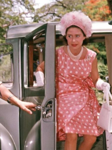 玛格丽特公主生日照在哪里看_玛格丽特公主生日照高清下载-第3张图片-山城妙识 玛格丽特公主生日照在哪里看_玛格丽特公主生日照高清下载-第3张图片-山城妙识