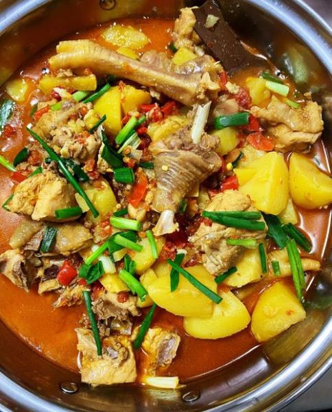 清炖鸡块怎么做好吃_家常清炖鸡块的做法-第1张图片-山城妙识