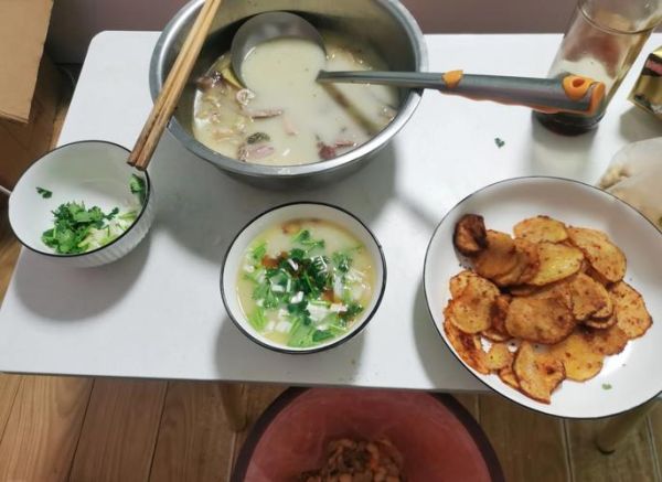 熟羊杂汤怎么做_家庭做法-第1张图片-山城妙识 熟羊杂汤怎么做_家庭做法-第1张图片-山城妙识