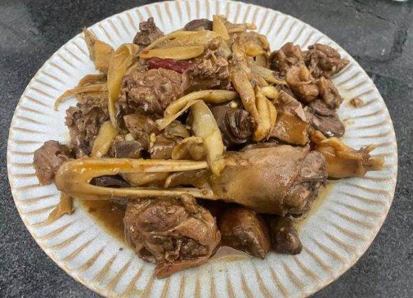 子姜焖鸭怎么做_子姜焖鸭的家常做法-第2张图片-山城妙识