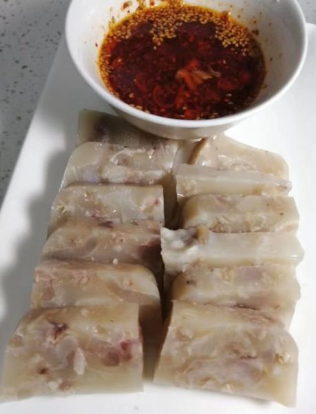 猪蹄冻怎么做才正宗_猪蹄冻最正宗的做法视频-第1张图片-山城妙识