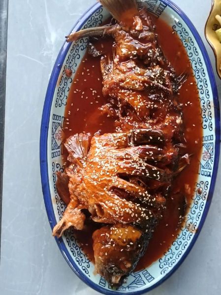 糖醋鲤鱼怎么做_糖醋鲤鱼正宗做法-第3张图片-山城妙识
