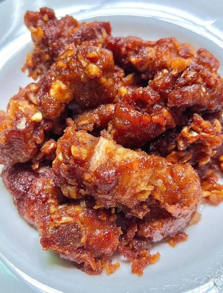 四川正宗蒜香排骨怎么做_蒜香排骨腌制多久入味-第1张图片-山城妙识