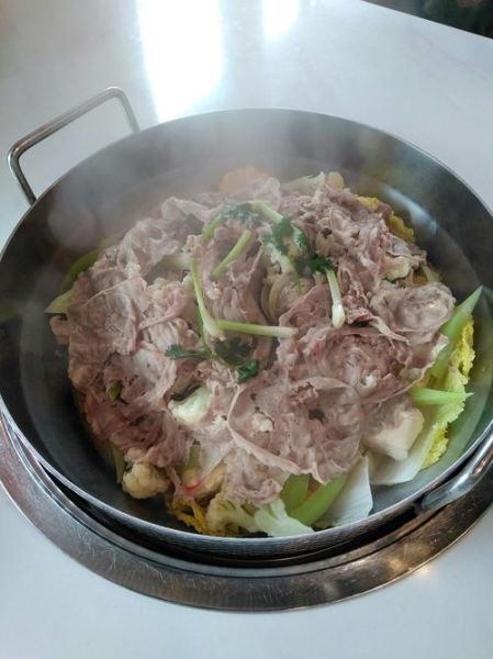 清水羊肉怎么煮才没膻味_清水羊肉需要焯水吗-第1张图片-山城妙识