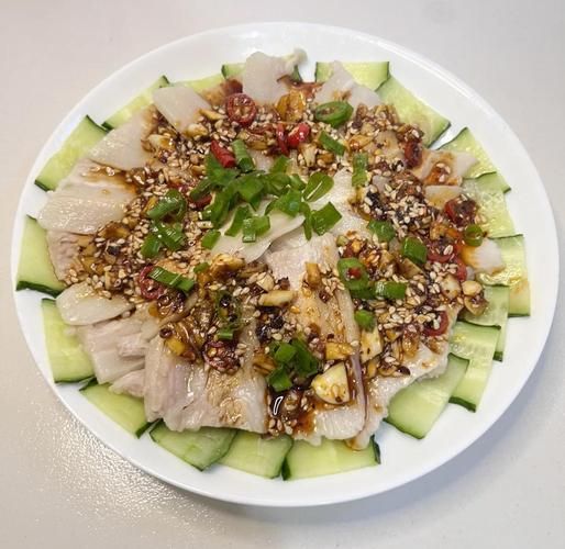 蒜泥白肉汁怎么调_蒜泥白肉汁配方比例-第3张图片-山城妙识