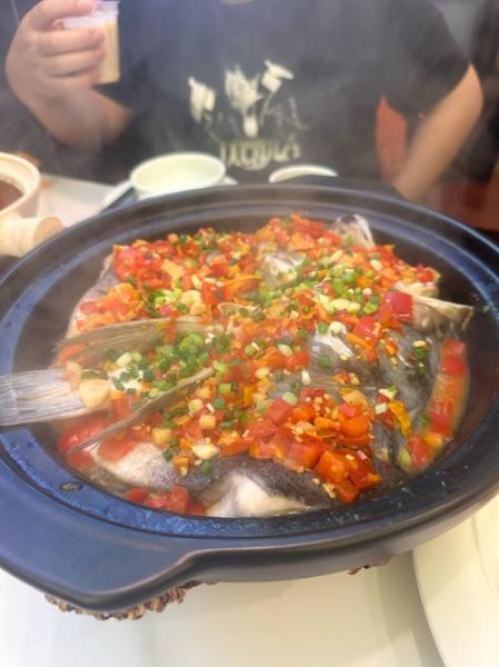 砂锅鱼头怎么做_砂锅鱼头用什么鱼-第2张图片-山城妙识 砂锅鱼头怎么做_砂锅鱼头用什么鱼-第2张图片-山城妙识