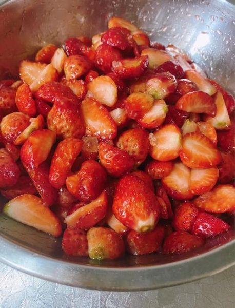 草莓酱怎么吃好吃_草莓酱的各种吃法-第1张图片-山城妙识 草莓酱怎么吃好吃_草莓酱的各种吃法-第1张图片-山城妙识