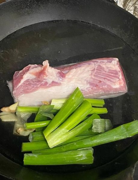 梅菜扣肉用什么酱_梅菜扣肉酱汁怎么调-第2张图片-山城妙识 梅菜扣肉用什么酱_梅菜扣肉酱汁怎么调-第2张图片-山城妙识