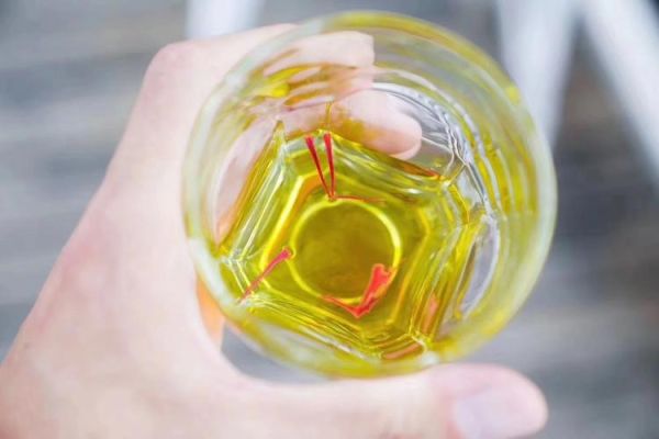 藏红花多少钱一克_藏红花价格为什么差距大-第2张图片-山城妙识 藏红花多少钱一克_藏红花价格为什么差距大-第2张图片-山城妙识