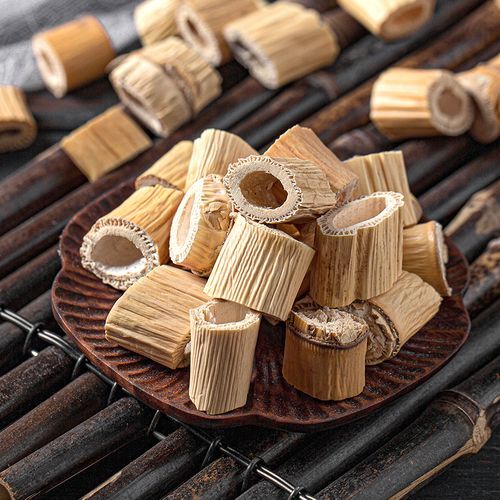 芦苇根煮水有什么功效_芦苇根煮水可以天天喝吗-第2张图片-山城妙识 芦苇根煮水有什么功效_芦苇根煮水可以天天喝吗-第2张图片-山城妙识