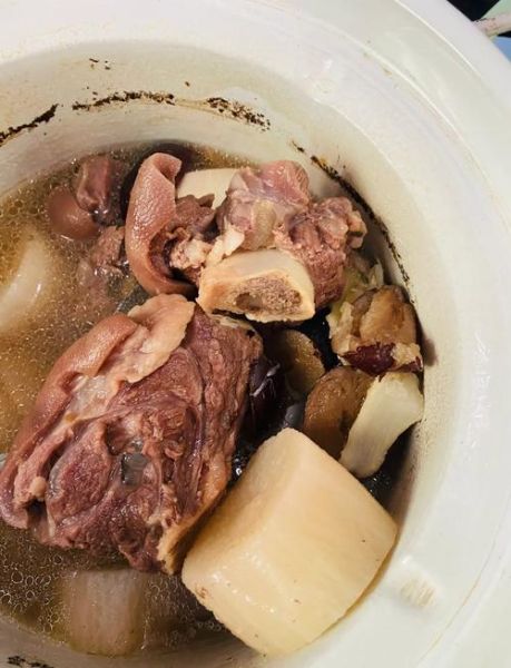 滋补羊肉汤中药配方_如何挑选药材-第1张图片-山城妙识