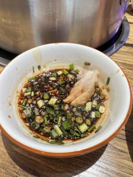 清汤鸡肉火锅底料怎么做_清汤鸡肉火锅底料哪个牌子好吃-第3张图片-山城妙识